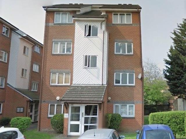 Goodwin Close, London SE16, 1 bed flat to rent, £1,795 pcm | PrimeLocation