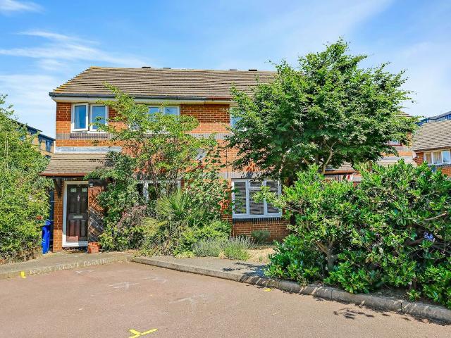 Goodwin Close, London SE16, 2 bed end terrace house to rent, £2,968 pcm | PrimeLocation