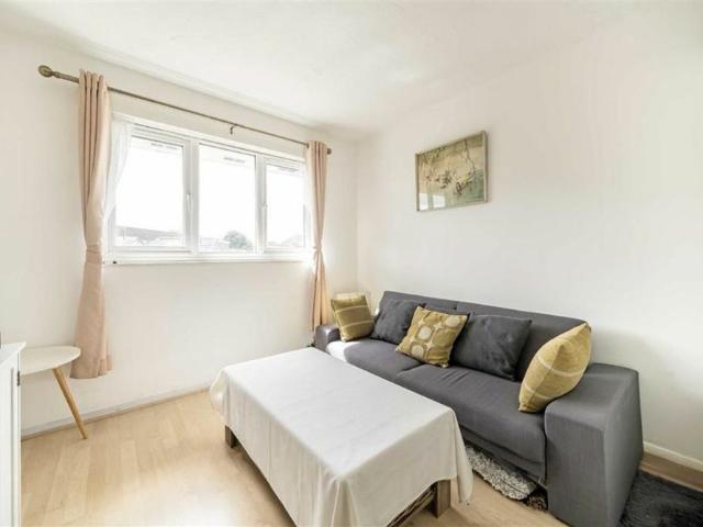 Goodwin Close, SE16, London