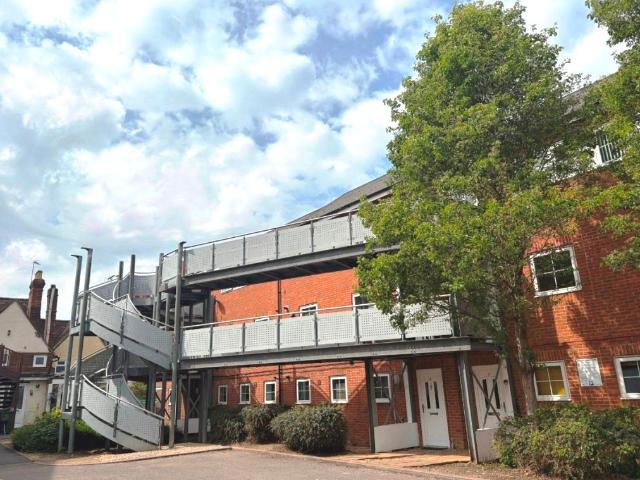 Goodwin Gardens, Lower Leys, Evesham WR11, 2 bed flat to rent, £825 pcm | PrimeLocation