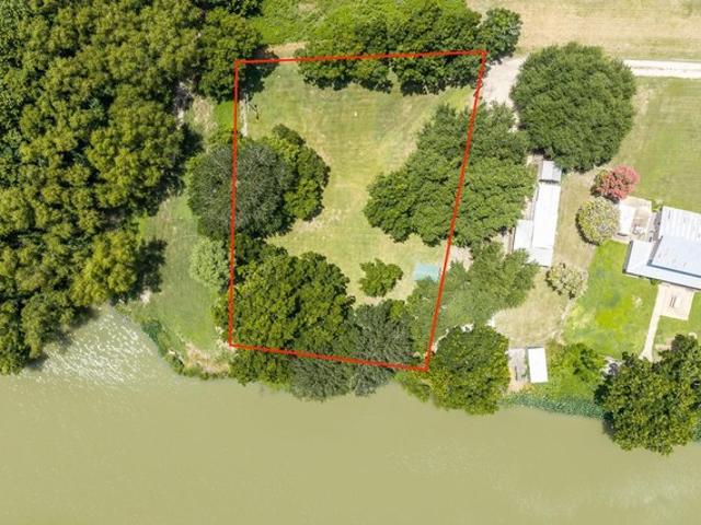 Goodwin Ln, Gonzales, TX 78629