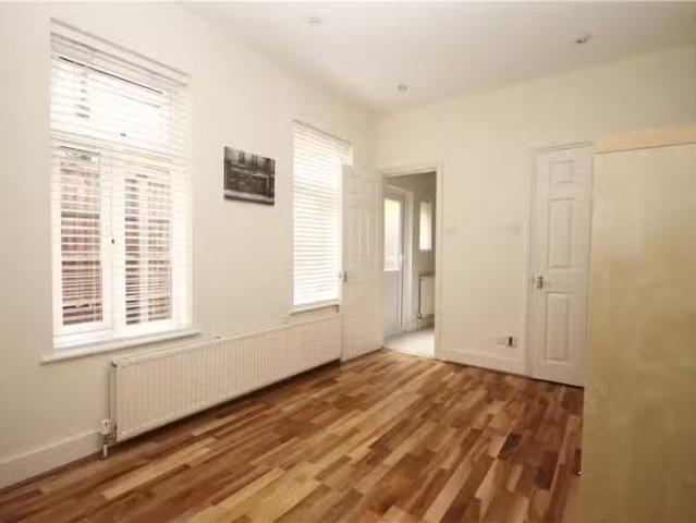 Goodwin Road, London, W12 9JN