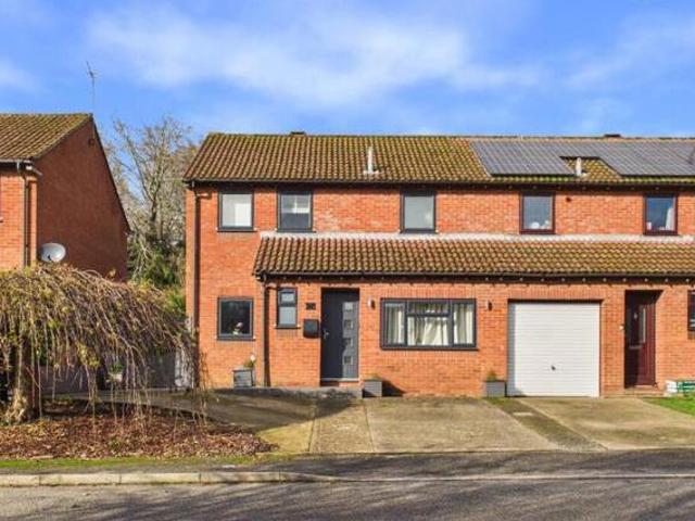 Goose Acre, Chesham, 4 Bedroom Semi detached