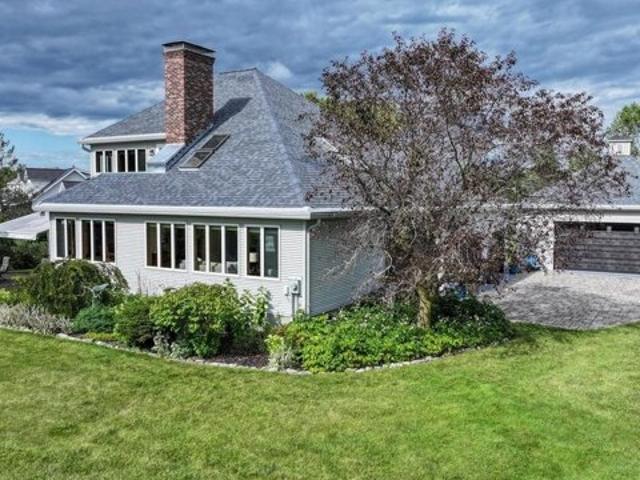 Goose bay Dr, Addison, Home For Sale