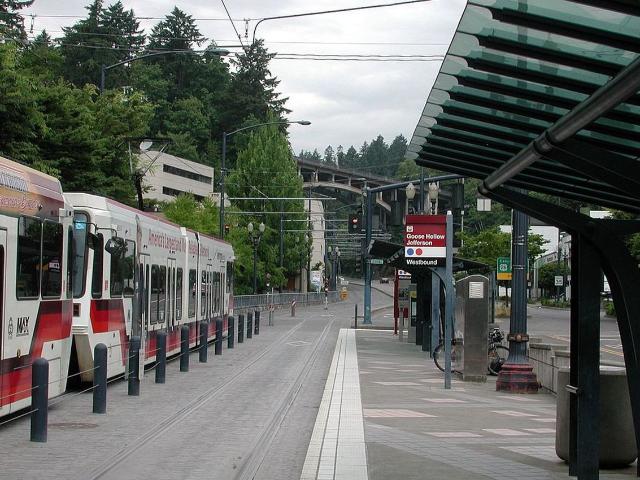 Goose Hollow Plaza 2 Bedroom Apartment for Rent at 1604 SW Clay St, Portland, OR 97201 Downtown Portland