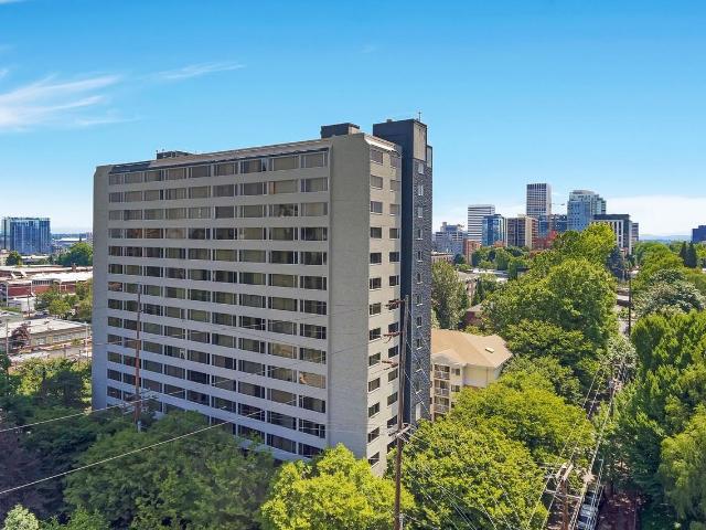 Goose Hollow Tower Studio Apartment for Rent at 1630 SW Clay St, Portland, OR 97201 Downtown Portland