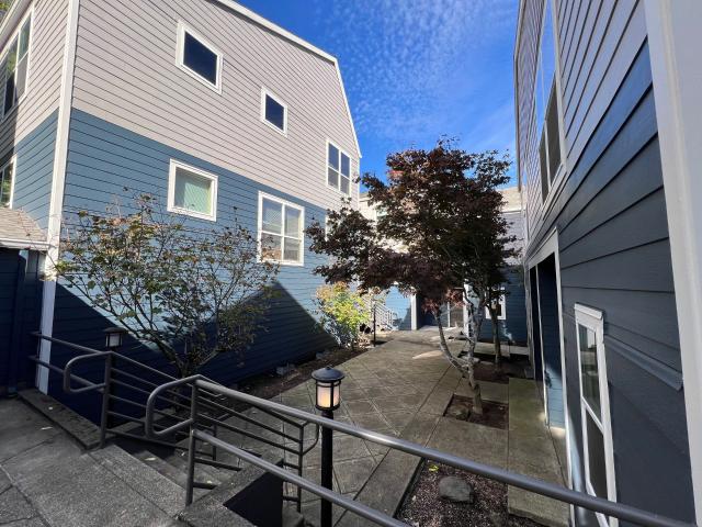 Goose Hollow Townhomes