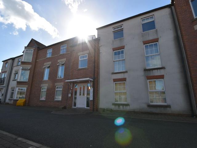 Goosecroft Lane, Northallerton DL6, 2 bed flat to rent, £900 pcm | PrimeLocation