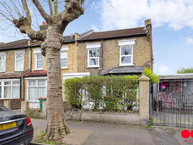 Gooseley Lane, East Ham E6, 2 bed end terrace house to rent, £2,000 pcm | PrimeLocation
