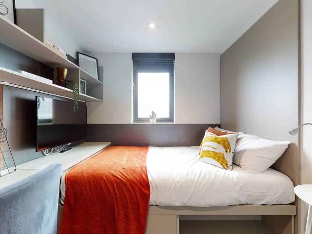 GoBritanya Ealing Residence, London Student Accommodation | Amber