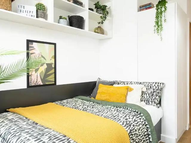 GoBritanya Piccadilly Court, London Student Accommodation | Amber