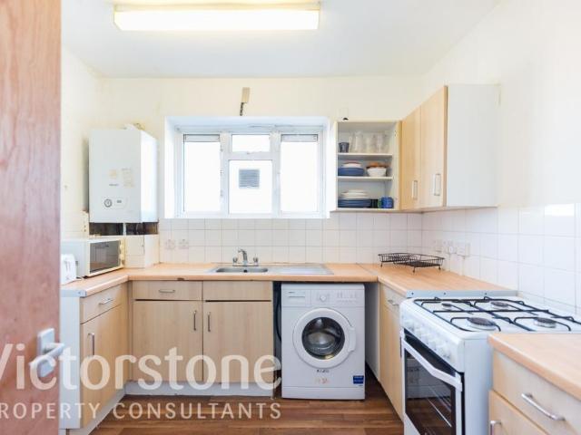 Godwin Court, Crowndale Road, Camden. 4 bed apartment to rent £4,000 pcm £923 pw
