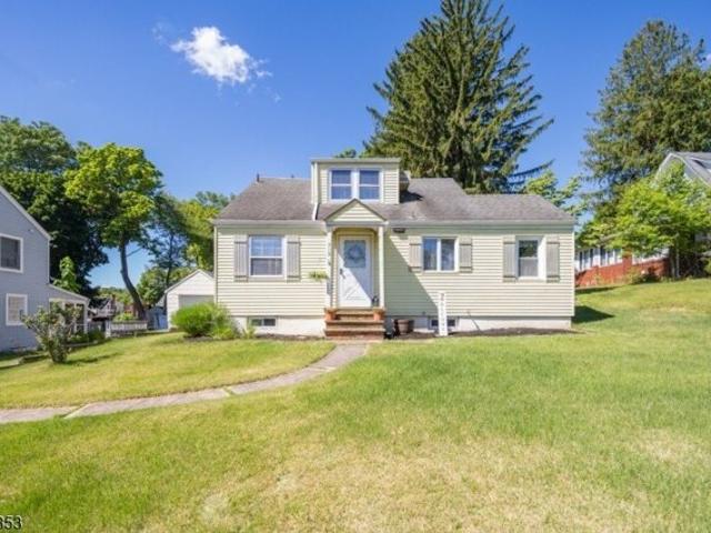 Godwin Ave, Midland Park, Home For Sale