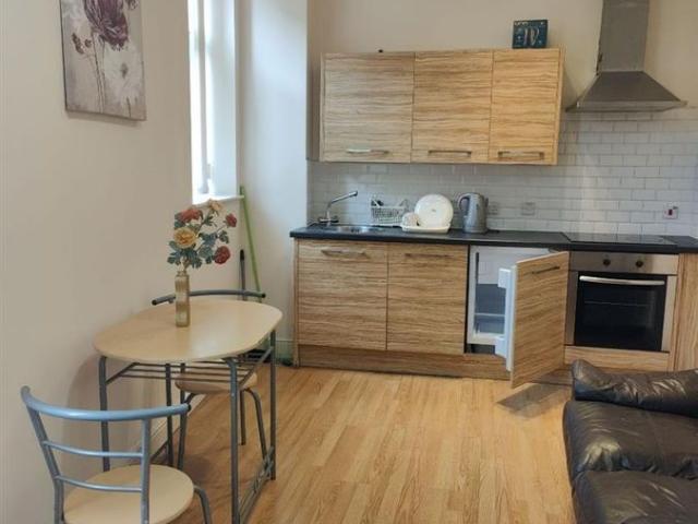 Godwin Street, Bradford BD1, 1 bed flat to rent, £525 pcm | PrimeLocation
