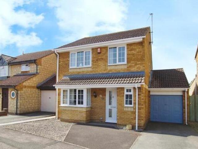 Godwin Road, Stratton, 4 Bedroom Detached