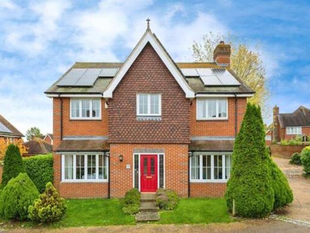 Goddard Close, Guildford, 4 Bedroom Detached