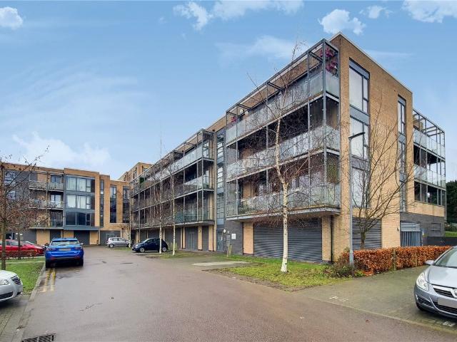 Goddard Drive, Bushey WD23, 2 bed flat to rent, £1,600 pcm | PrimeLocation