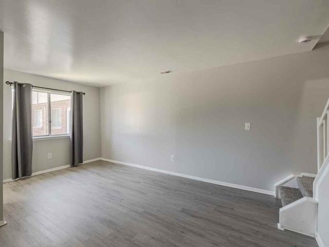 Goddard Estates 2 Bedroom Apartment for Rent at 11208 Northwestern Hwy, Southfield, MI 48075 Southfield Downtown