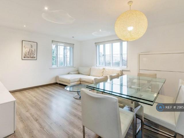 Goddard Place, London, N19 2 bed flat to rent £2,450 pcm £565 pw