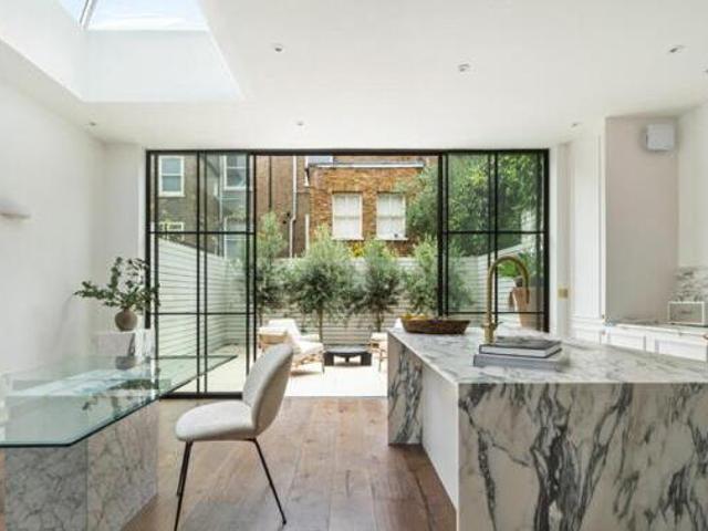 Godolphin Road, London, 6 Bedroom Terraced