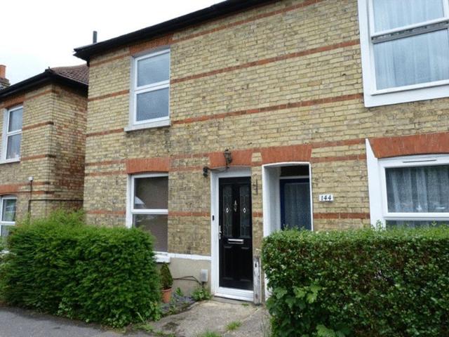 Godstone Road, Caterham Valley CR3, 2 bed end terrace house to rent, £1,650 pcm | PrimeLocation