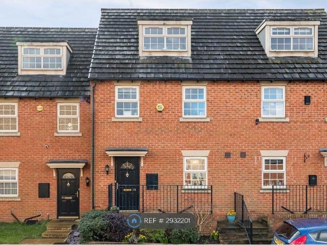 Goffee Way, Morley, Leeds LS27, 3 bed terraced house to rent, £1,350 pcm | PrimeLocation