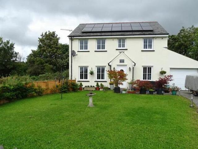 Golwg Yr Ynys, Lower Brynamman, 4 Bedroom Detached