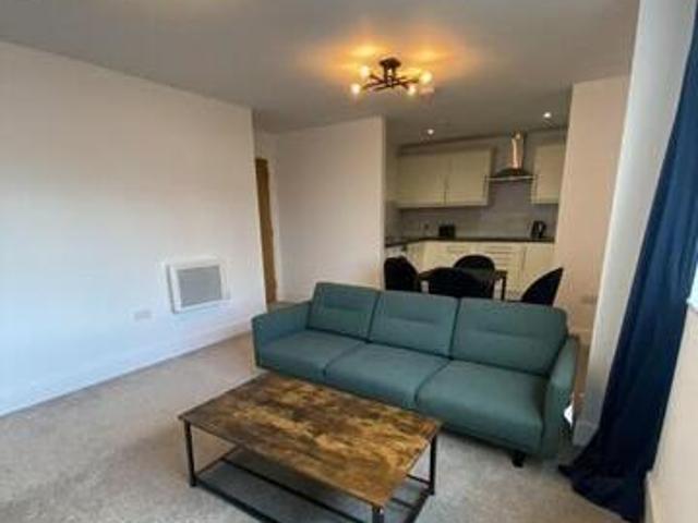 Golate Street, Cardiff, 2 Bedroom Flat