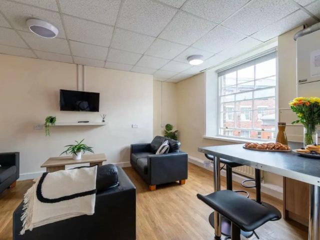 Gold Non Ensuite