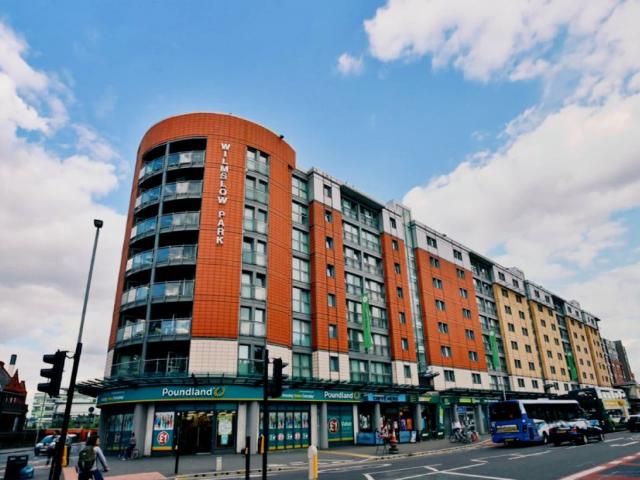 Gold 1 Bed