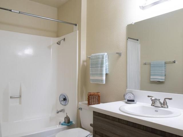 Gold Coast Apartments 2 Bedroom Apartment for Rent at 9585 Gold Coast Dr, San Diego, CA 92126 Mira Mesa