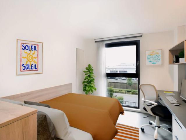 Gold Ensuite