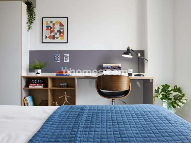 Gold Ensuite Single Occupancy