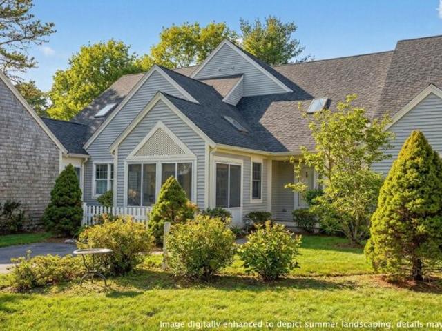 Gold Leaf Ln, Mashpee, Condo For Sale