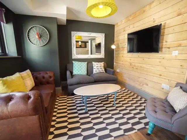 Gold Room
