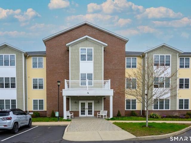 Gold Star Hwy Apt,groton, Condo For Sale
