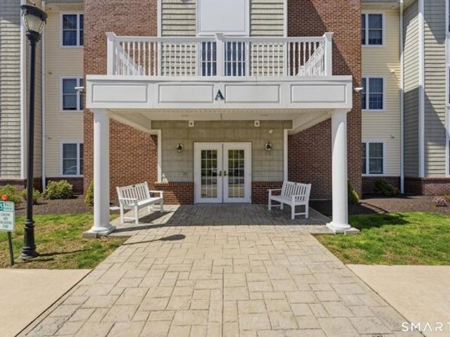 Gold Star Hwy Apt,groton, Condo For Sale