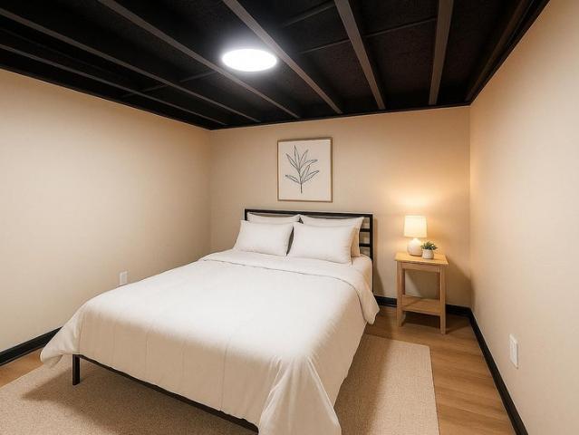 GOLD STAR LISTING Fully Renovated & Ready for Y