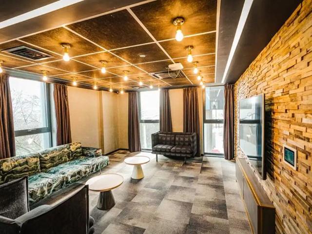 Gold Studio