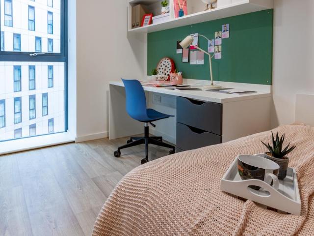 Gold Studio at Pavilion Court, 20. Studio to rent £1,690 pcm £390 pw