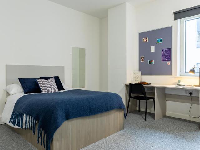 Gold Studio at Radford Mill, 150. Studio to rent £1,083 pcm £250 pw