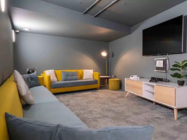 Gold Studio Plus