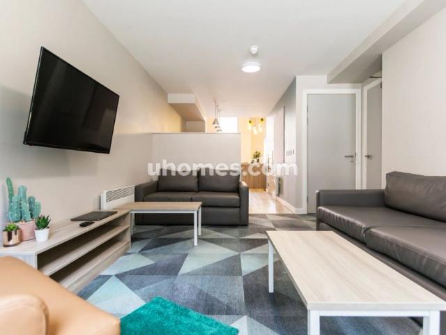Gold Shared House