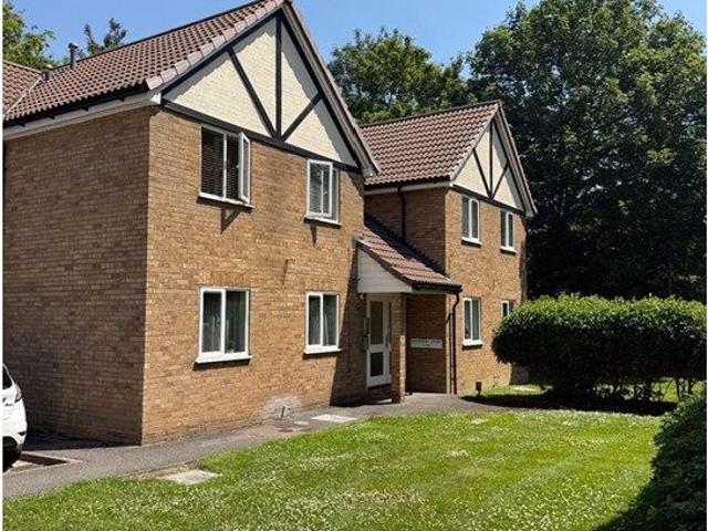 Goldcrest Court, London NW9, 1 bed flat to rent, £1,475 pcm | PrimeLocation