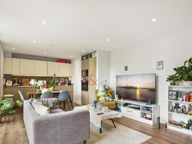 Goldcrest Building, Woodberry Down, 2 Bedroom Apartment