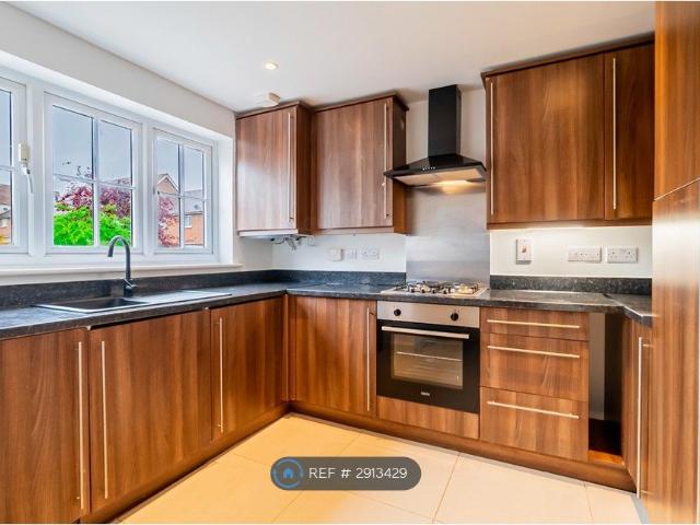 Goldcrest Road, Bracknell RG12, 3 bed semi detached house to rent, £2,000 pcm | PrimeLocation