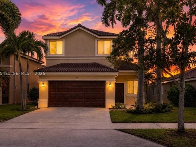 Golden Cane Dr, Weston, Home For Sale