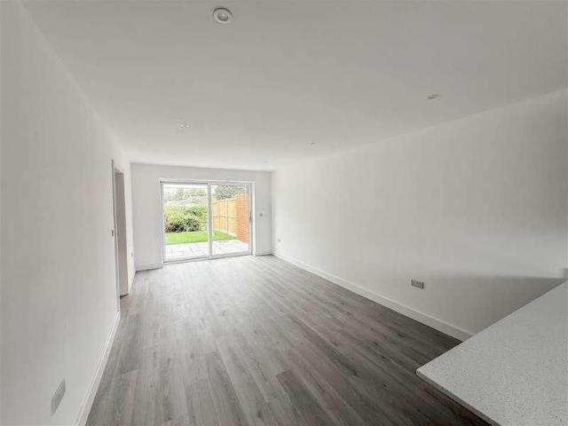 Golden Cross, Hailsham, BN27