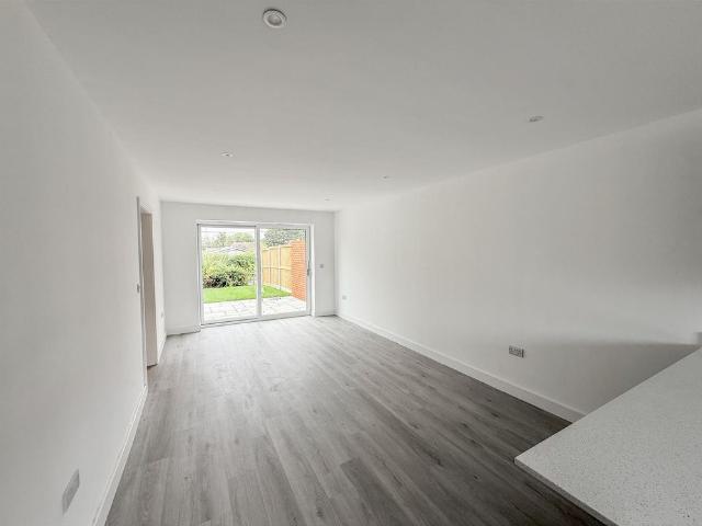 Golden Cross, Hailsham, BN27 3RJ