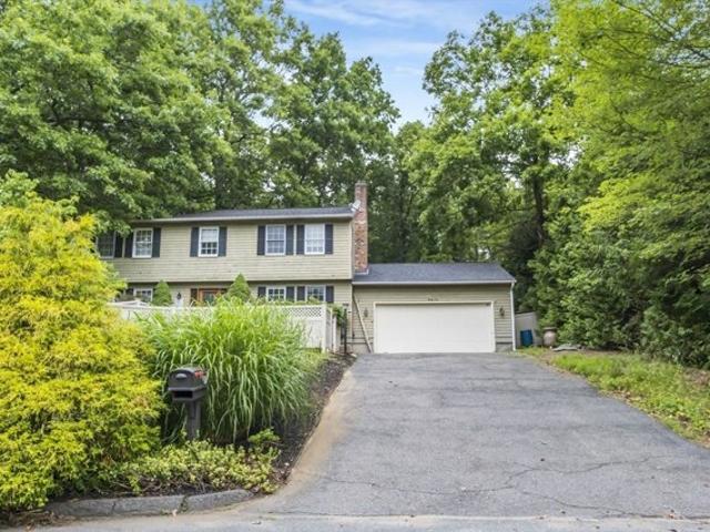 Golden Dr, Northampton, Home For Sale